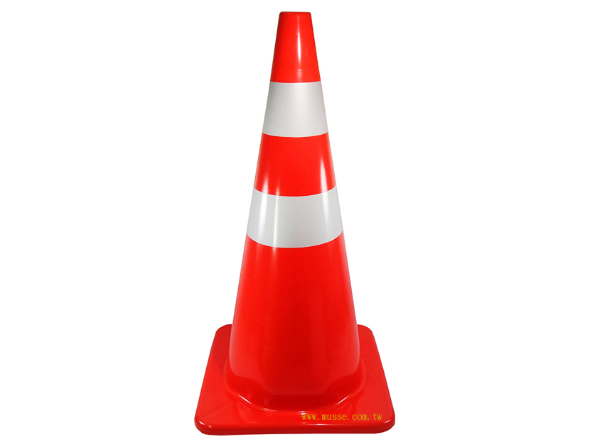 28 Inch (70 cm) Safety Cones – High-Quality Traffic Cones for Safety ...